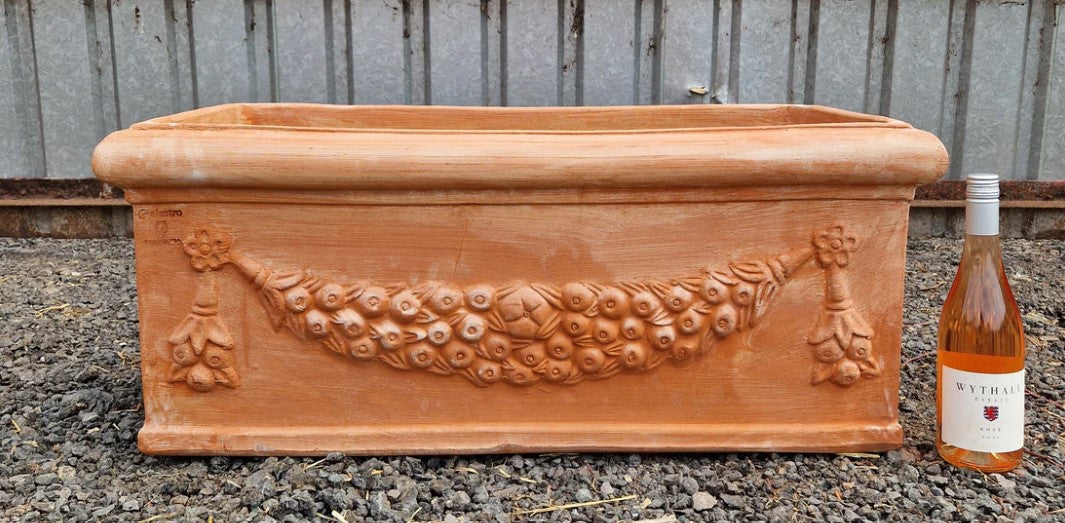 Tom's Yard Tuscan Pots