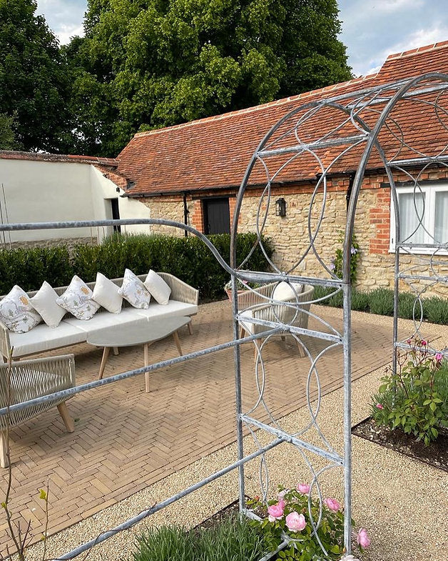 Handmade Milton Metal Garden Arch – Tom's Yard